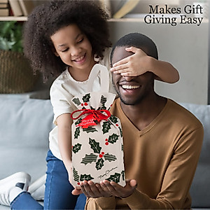 Fabric Gift Bags for Christmas Presents - Set of 6 Christmas Bags with Drawstring, Large Christmas Gift Bags for Presents, Christmas Gift Wrap, Reusable Christmas Bags for Gifts (Christmas Holly)