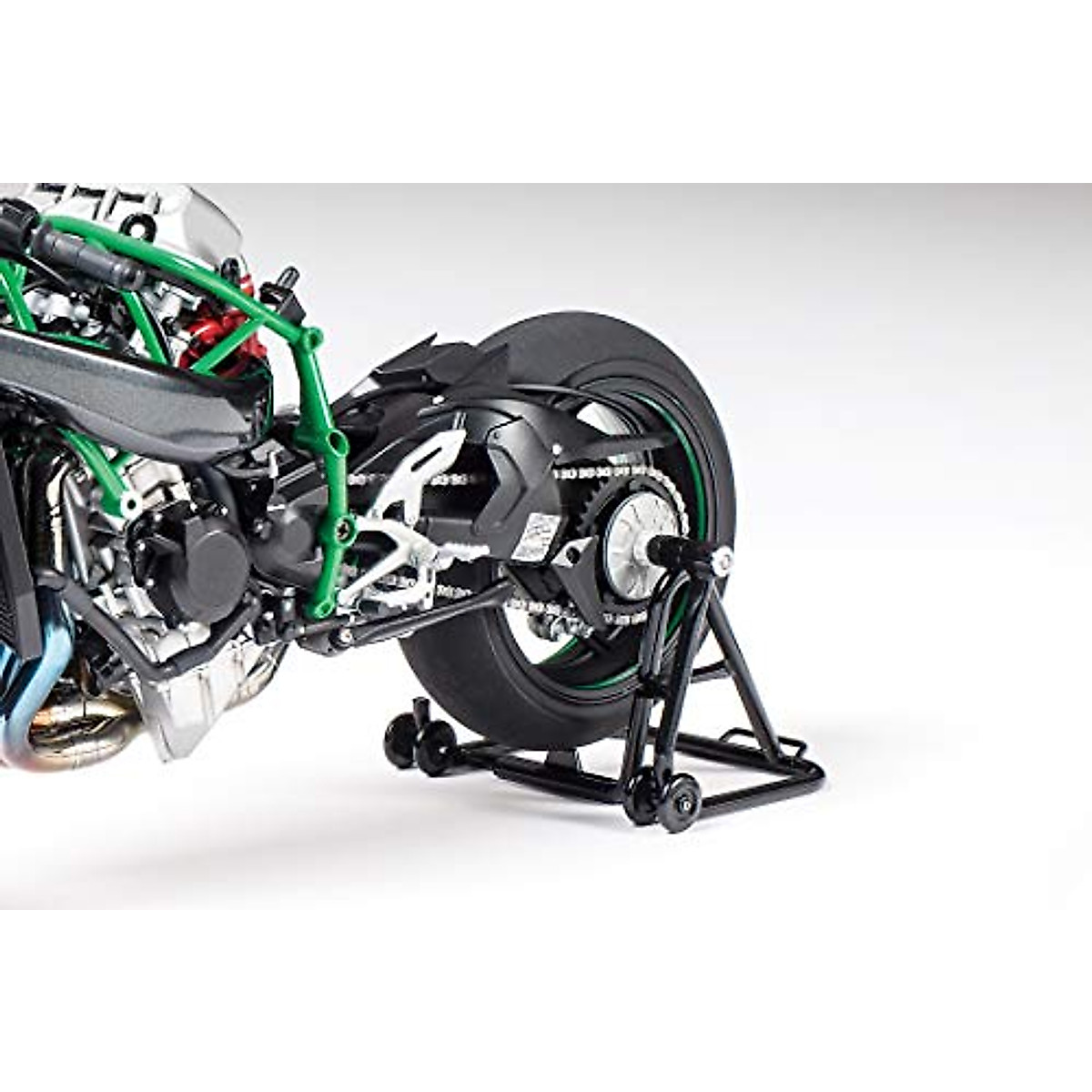 Tamiya 14131 1/12 Kawasaki Ninja H2R Plastic Model Plastic Model Kit