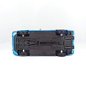 Maisto 1:24 Scale 1970 Dodge Challenger R/T Convertible Diecast Vehicle (Colors May Vary)