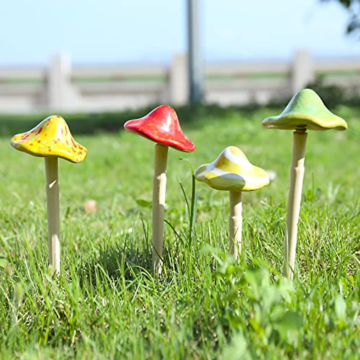 Ceramic Mushroom Garden Decor - 4pcs Ceramic Mushrooms for Garden, Mushroom Statue Decor, Fairy Garden Lawn Ornament Decor