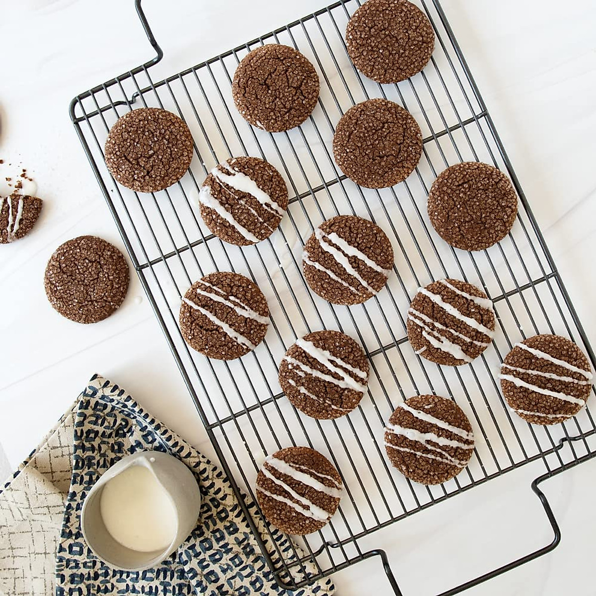 Nordic Ware High-Sided Oven Crisp Baking Tray Nonstick Bakeware, Half Sheet