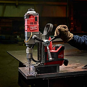 Milwaukee 2787-22 M18 Fuel 1-1/2" Magnetic Drill Kit