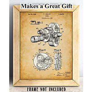 Film Movie Motion Picture Camera Patent - Classic Movie Theater Poster, Theater Room and Movie Director Room Decor, Gift for Photographers and Movie Makers, 11x14 Unframed Patent Print Poster