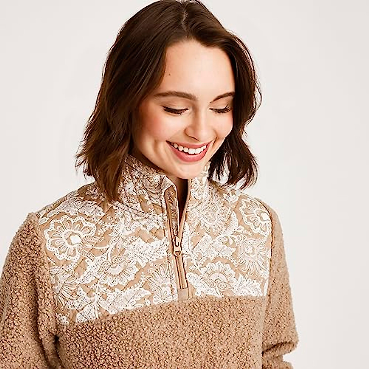 Vera Bradley Women's Snap Collar Fleece Pullover Sweatshirt With Pockets (Extended Size Range), Java Ginger, XXLarge