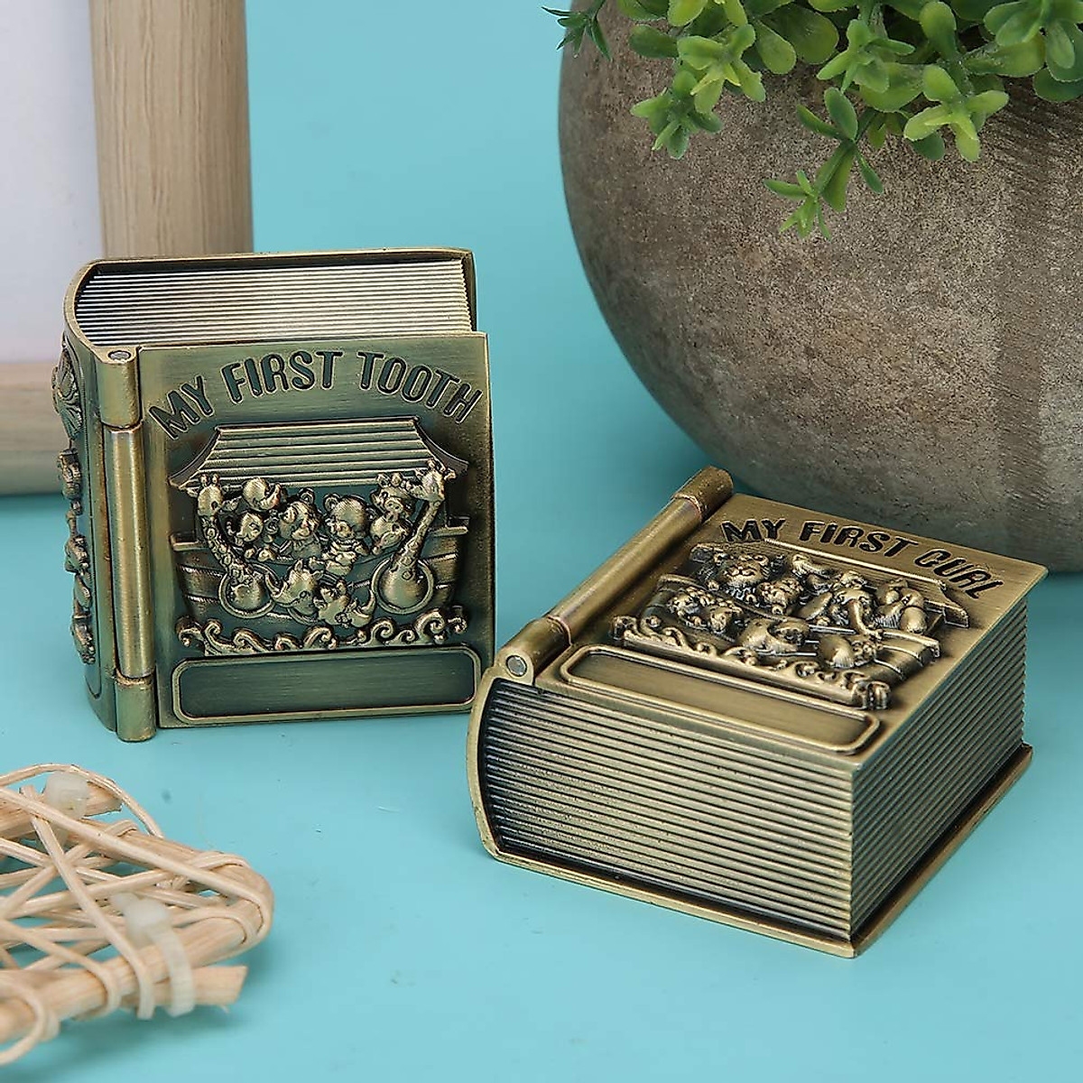 Agatige 2pcs Baby Tooth Fairy Box, Baby First Tooth and Curl Keepsake Box Tooth Holder Book Shaped Trinket Box Gift Box for Child Kids