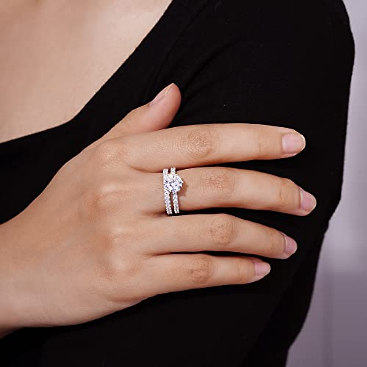 Amazon Essentials Platinum-Plated Sterling Silver Round Ring Set made with Infinite Elements Cubic Zirconia (1 Carat Center Stone), Size 6 (previously Amazon Collection)