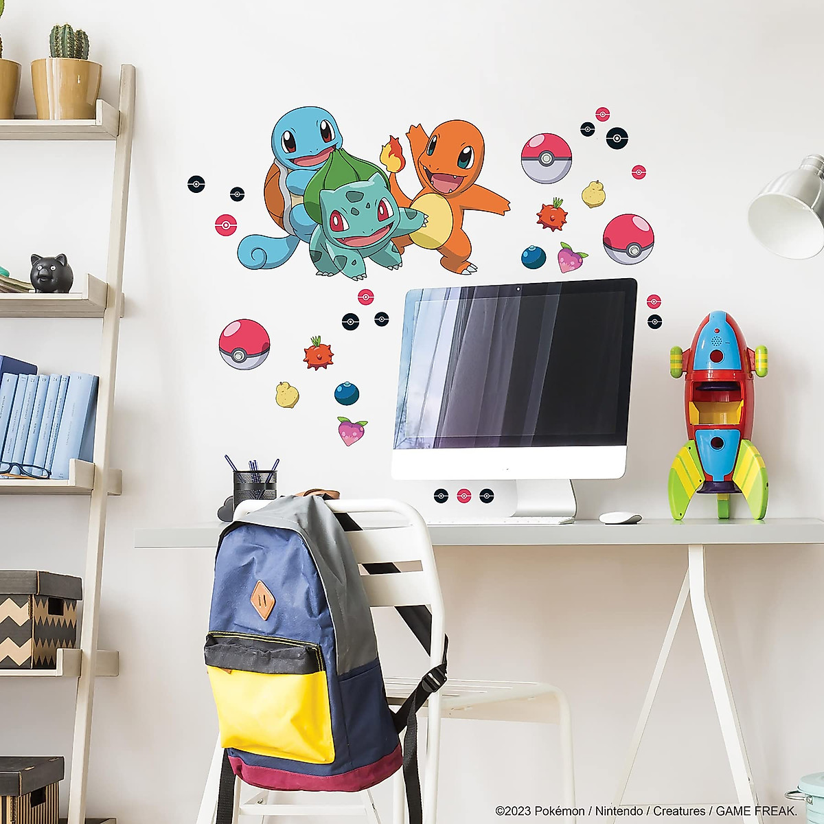 RoomMates RMK5361GM Pokémon Squirtle, Charmander, and Bulbasaur Peel and Stick Giant Wall Decals