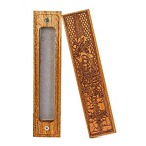 Poludie Sapele Wooden DND Dice Box, D&D Dice Holder 7 Die Dice Case with Felt Lined Magnetic Lid for D&D Tabletop Game(Skull & Roses)