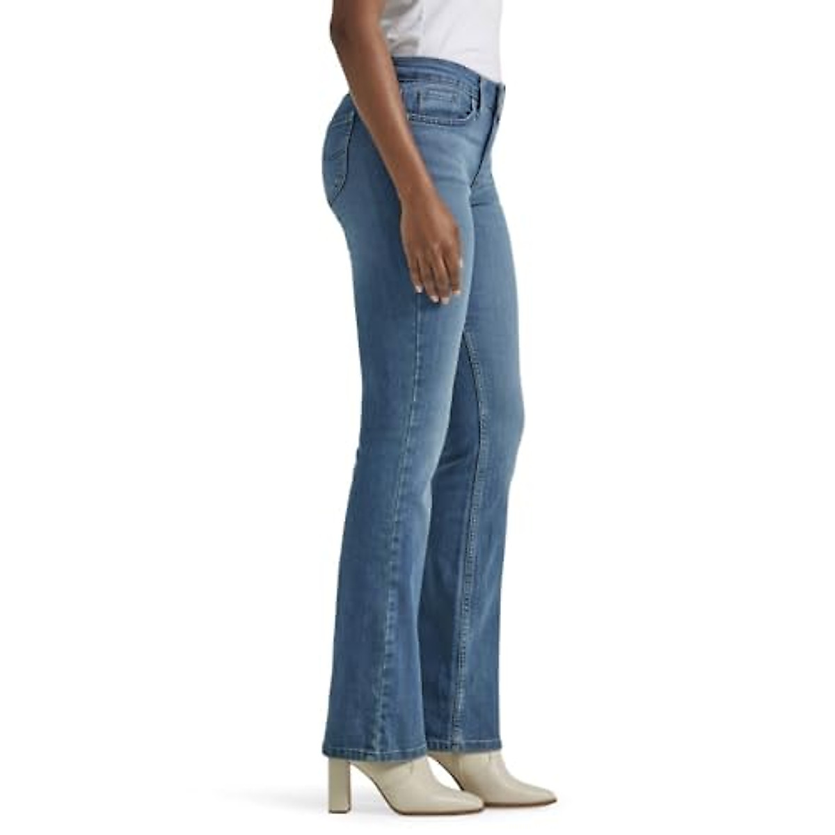 Lee Women's Legendary Mid Rise Bootcut Jean Heritage Fade 8 Short