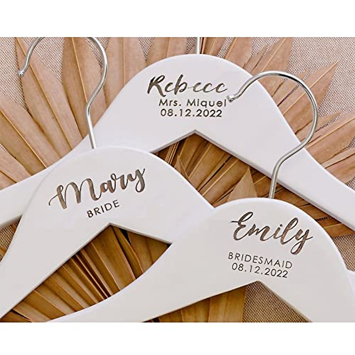 Akubi Personalized Wedding Hanger Bridal Shower Gift Custom Bridesmaid Groomsmen Hanger Wedding Gift (White Hanger)