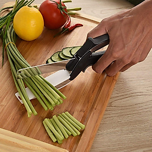 Food Cutter Smart Scissors, Salad Chopper Scissors Vegetable Scissors with Built-in Cutting Board Easy Cutting Suitable for You and Your Friends