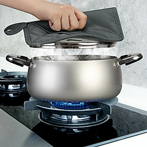 PIQUEBAR Pot Holders Heat Resistant 450℉ Oven Hot Pads Anti-Slip Silicone Potholder with Cotton Pockets, Multipurpose Trivets for Kitchen Cooking, Baking 2 Pack (Dark Gray)