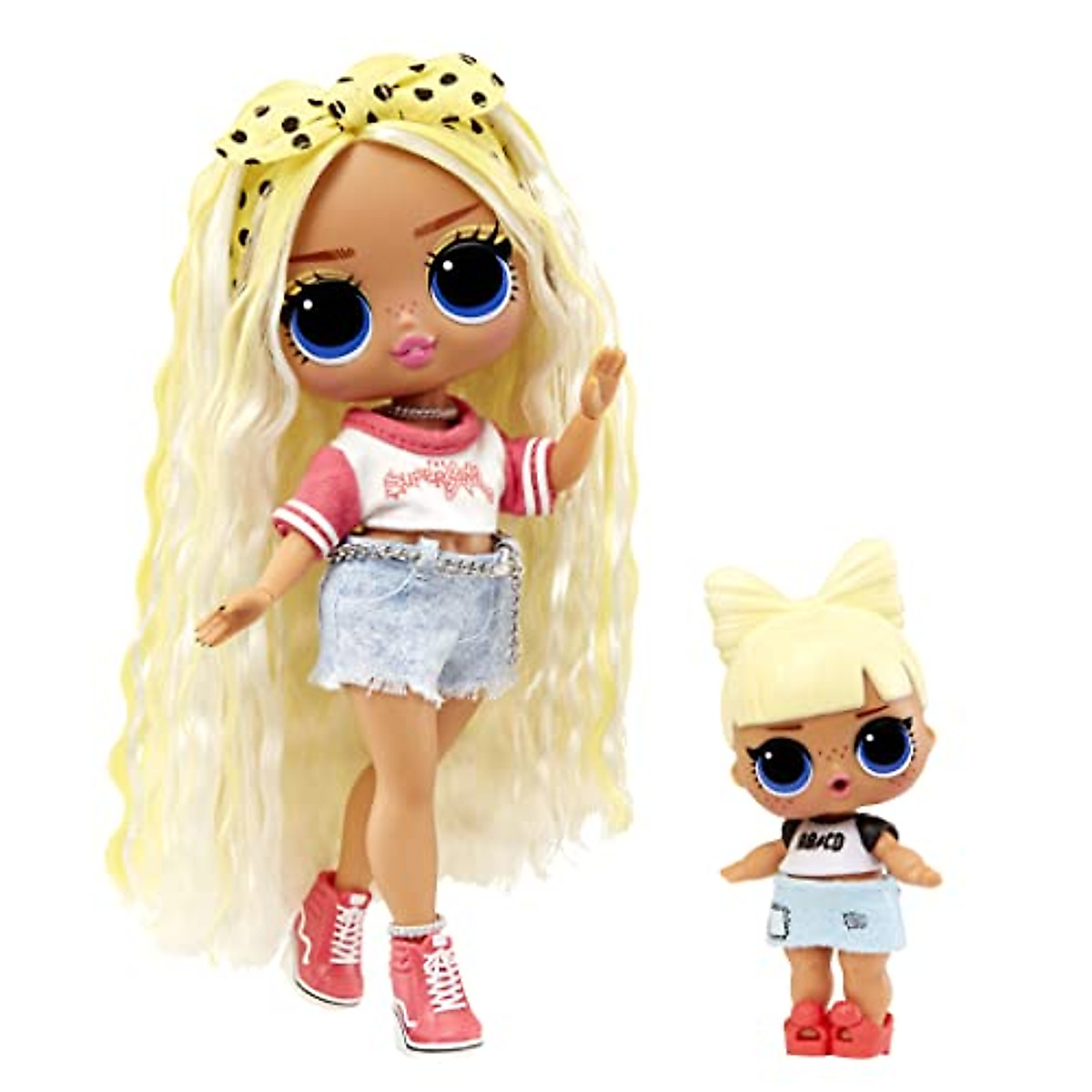 L.O.L. Surprise! Tweens Babysitting Beach Party with 20 Surprises Including Color Change Features and 2 Dolls – Great Gift for Kids Ages 4+, Multicolor