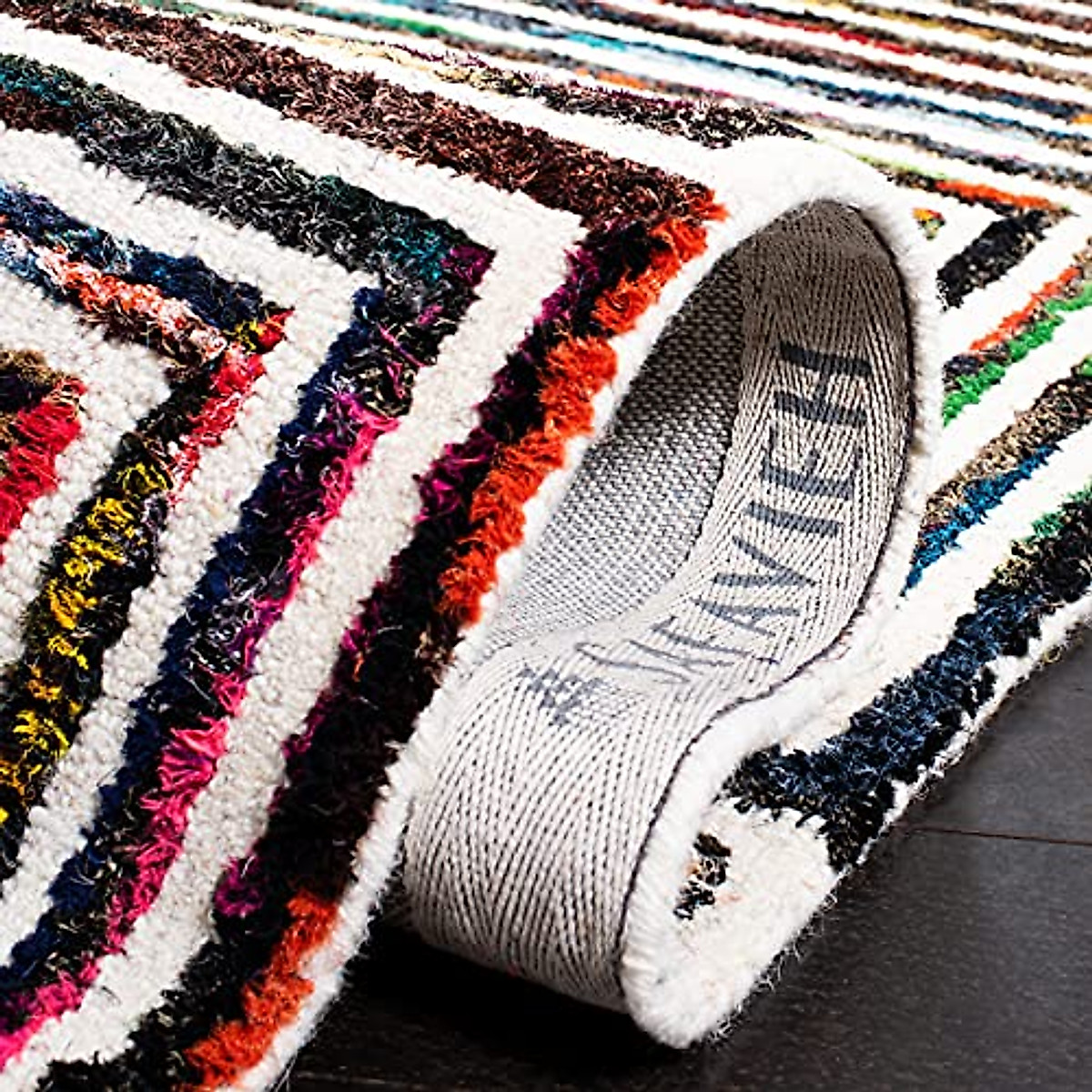 SAFAVIEH Nantucket Collection Accent Rug - 3' x 5', Ivory, Handmade Boho Abstract Cotton & Wool, Ideal for High Traffic Areas in Entryway, Living Room, Bedroom (NAN604A)