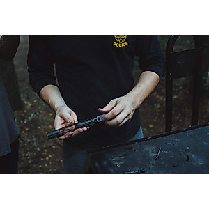 CAT Outdoors CAT M4 Tool, Carbon Scraper Tool Bolt Cleaner, Gun Cleaning Tool and Carrier Carbon Remover for Guns (CAT M4)