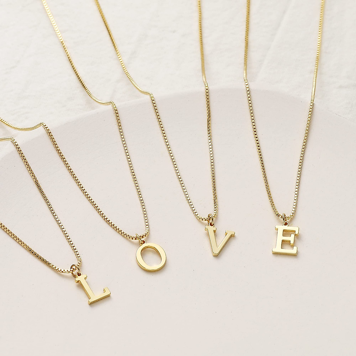 Foxgirl Gold Initial Necklaces for Women, Dainty Gold Letter Necklace Tiny A-Z Pendant Choker Necklace Trendy Cute Personalized Monogram Name Necklace Gold Jewelry Necklace for Women Gift