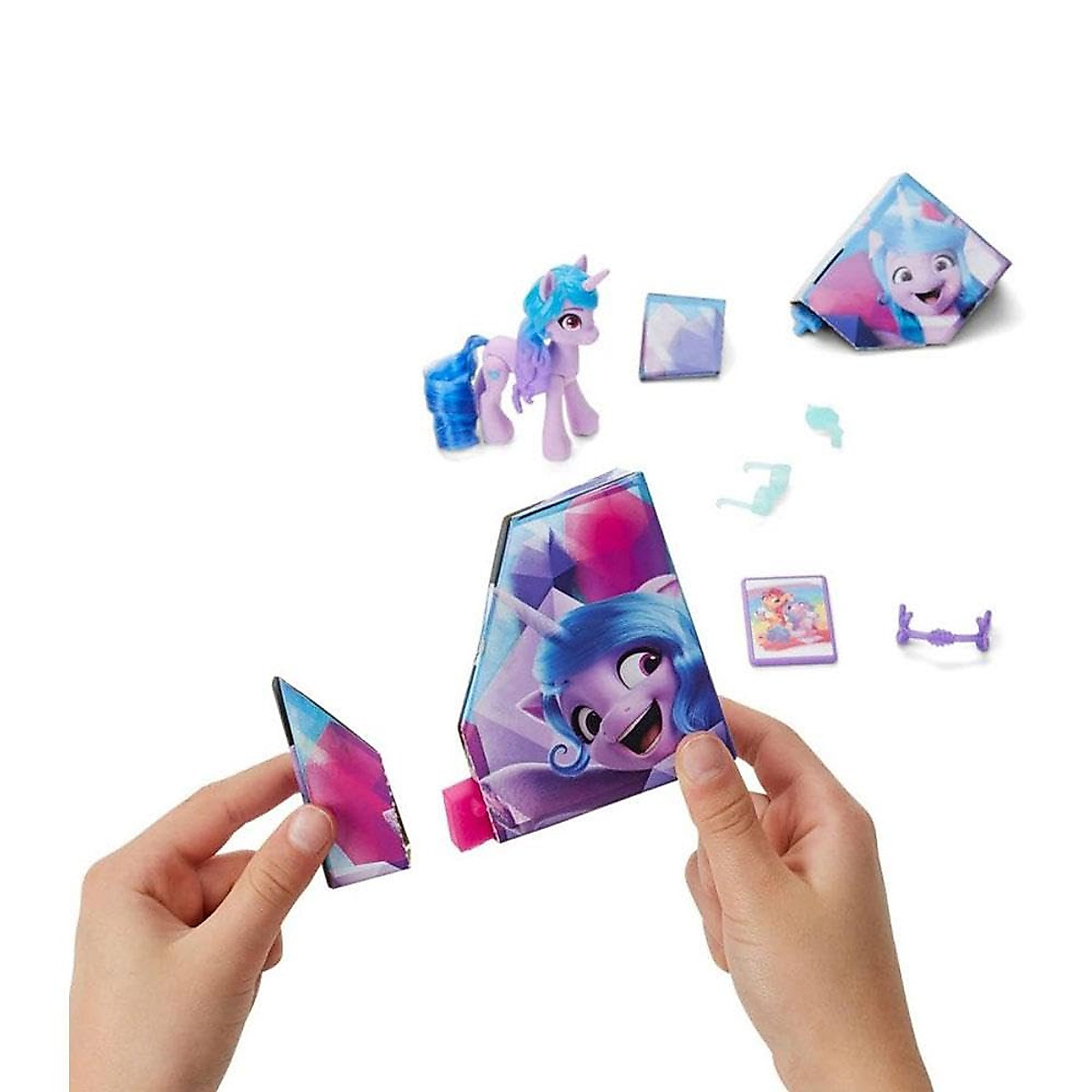 My Little Pony: Make Your Mark Toy Cutie Magic Izzy Moonbow - 3-Inch Hoof to Heart Pony with Surprise Accessories, Kids Ages 5 and Up