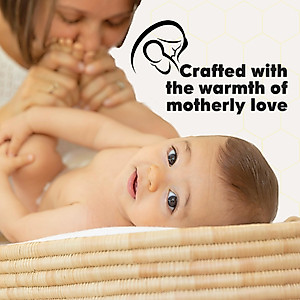 La Petite Creme French Premium Diapering Lotion - Diaper Cream Alternative to Baby Wipes - Gentle Moisturizer & Skin Cleanser with USDA Certified Organic Ingredients - Baby Essentials (8 oz)