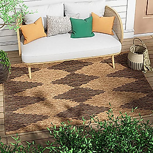 Well Woven Kaila Natural Color Indoor/Outdoor Tribal Diamonds (5'3" x 7'3") Area Rug