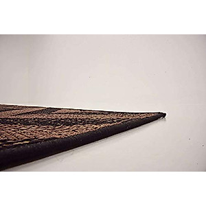 Unique Loom Outdoor Modern Collection Area Rug - Chevron (5' 4" Square, Brown/ Black)