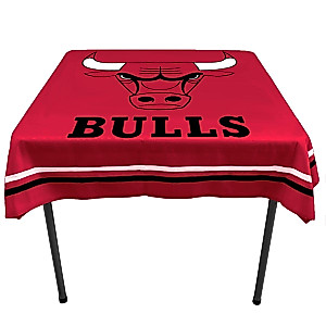 WinCraft Chicago Bulls Logo Tablecloth and Square Table Cover Overlay