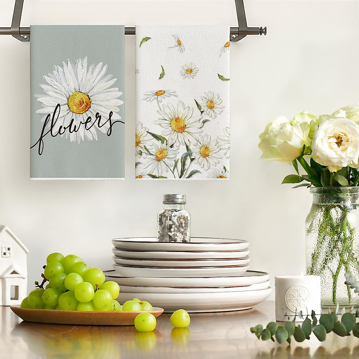 Artoid Mode Daisy Stripes Sunshine Blessed Bloom Summer Kitchen Towels Dish Towels, 18x26 Inch Seasonal Decoration Hand Towels Set of 4