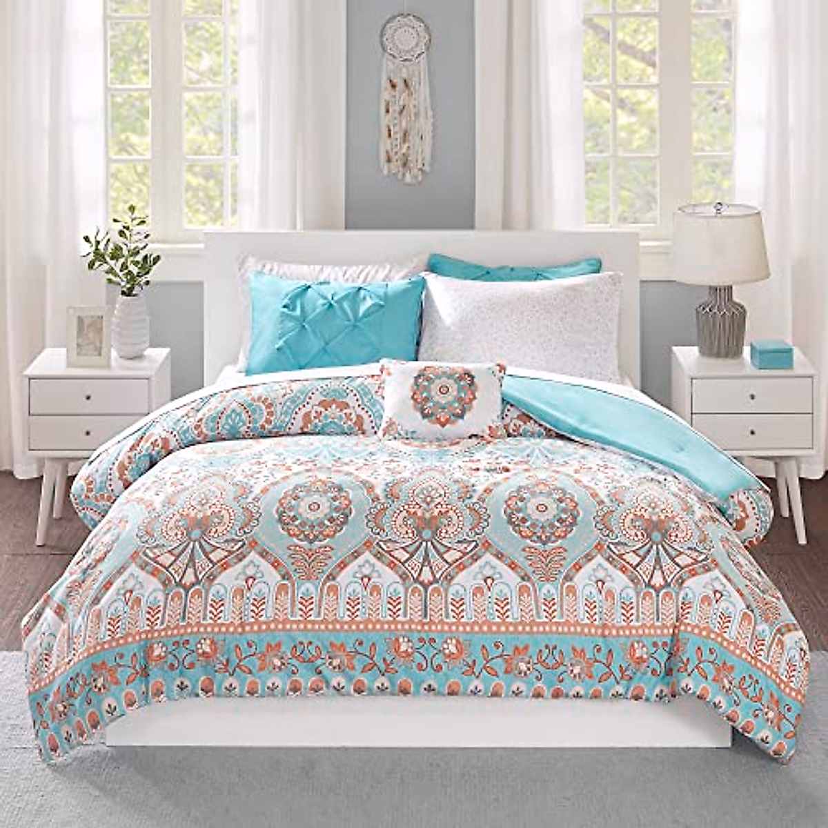 Intelligent Design Complete Bed In A Bag Casual Boho Comforter with Sheet Set Decorative Pillow, All Season Bedding Set, Queen, Vinnie Aqua 8 Piece