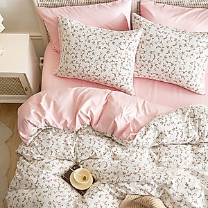 Wake In Cloud - Floral Comforter Set, Coquette Cottagecore Aesthetic Cute Flower Pattern for Women Teen Girls, Soft Lightweight Dorm Bedding, 3 Piece, Pink, Twin/Twin XL Size