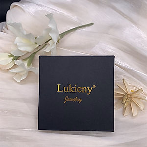 Lukieny Gold Layered Initial Necklaces for Women 18K Gold Plated Dainty Layered Letter Lock Necklace for Women Gold Padlock Pendant Necklaces for Girls Personalized Trendy Jewelry (Z)