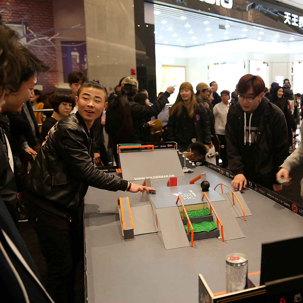 SOLDIER BAR X NW9s Fingerboards Deck 98x34mm 5-Layer(Lucky Loong)