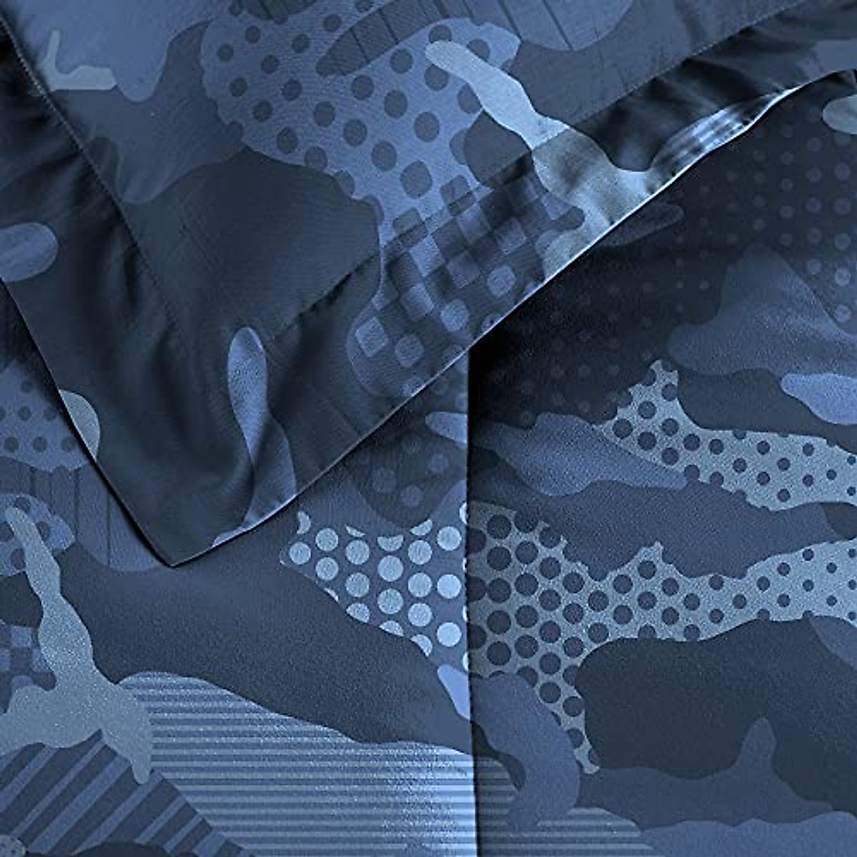 dream FACTORY Geo Camo Army Comforter Set, Full, Blue