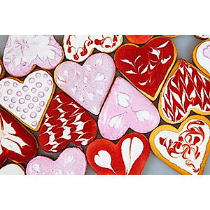 Fox Run Heart Shaped Cookie Cutters, 5-Piece Set with Storage Tin Included, Stainless Steel