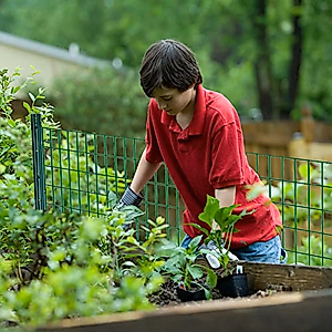 Gtongoko 7 Feet Sturdy Duty Metal Fence Post, Pack of 10, U Post for Fencing Green Fence Posts for Garden Yard and Outdoor Wire