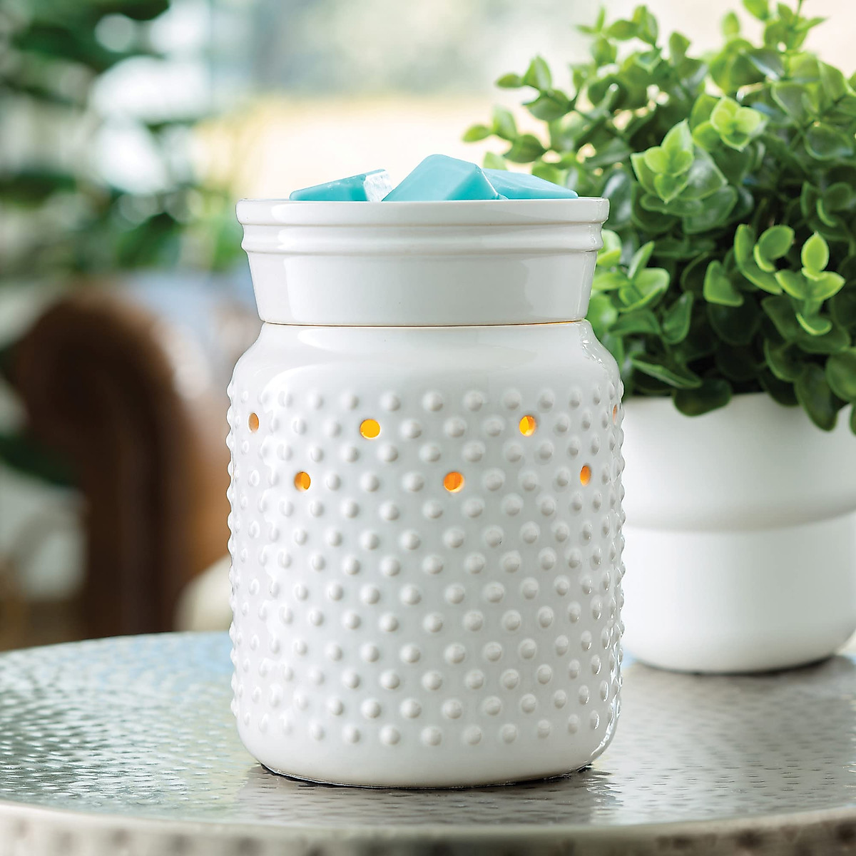 CANDLE WARMERS ETC Illumination Fragrance Warmer Gift Set, White Hobnail with Vanilla Cinnamon and Sugared Citrus