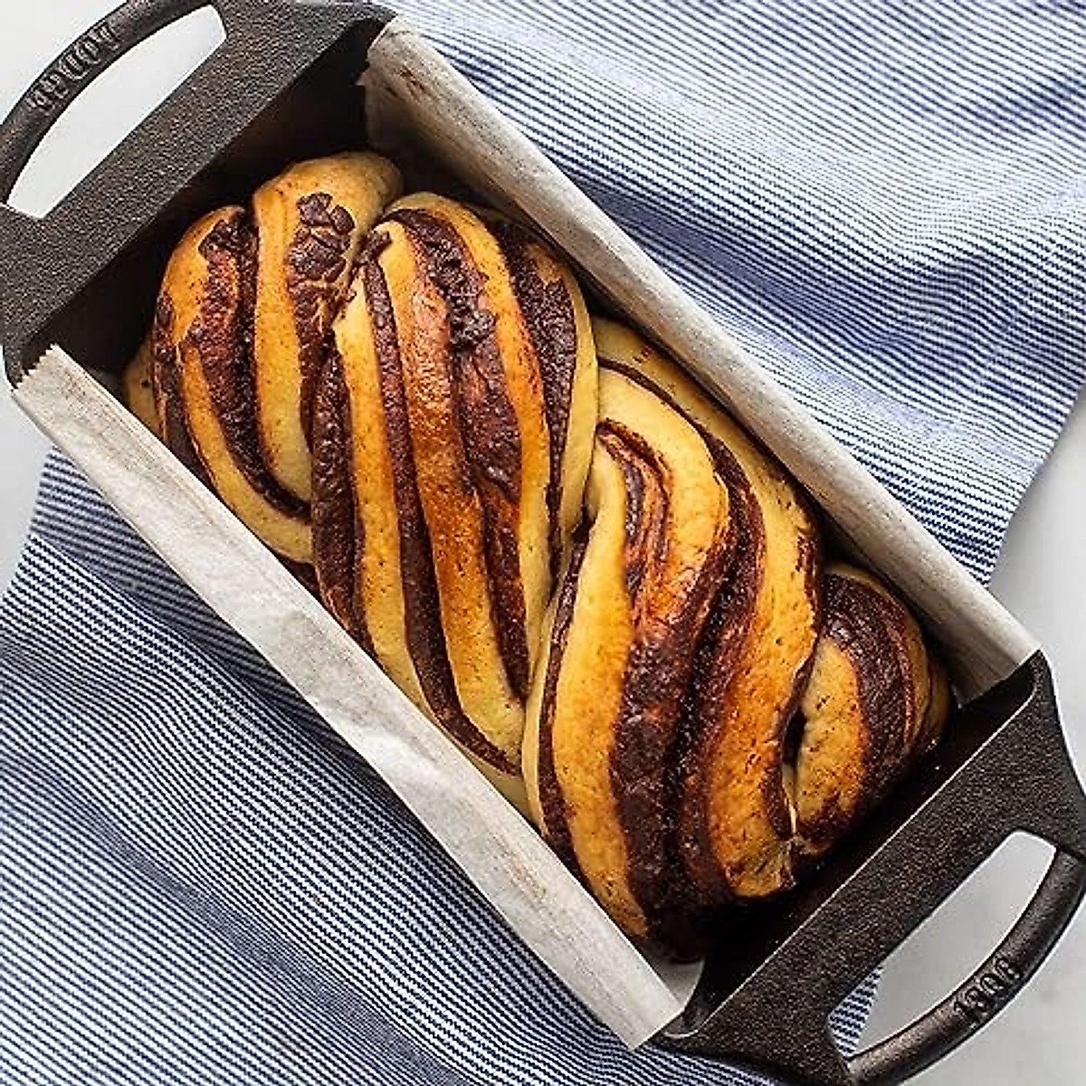 Lodge Cast Iron Loaf Pan 8.5x4.5 Inch