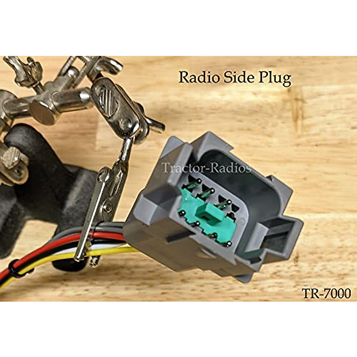 Tractor-Radios Caterpillar 12V Direct Connect Plug & Play Tractor Radio with Bluetooth & Orange Display