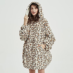 Viviland Oversized Hoodie Fuzzy Blanket Sweatshirt,Super Soft Warm Comfortable Giant Pullover with Large Front Pocket, Gifts for Women Men, Cheetah Print Beige
