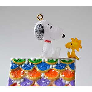 Hallmark Keepsake Ornament: Home Sweet Home (The Peanuts Gang), 2008