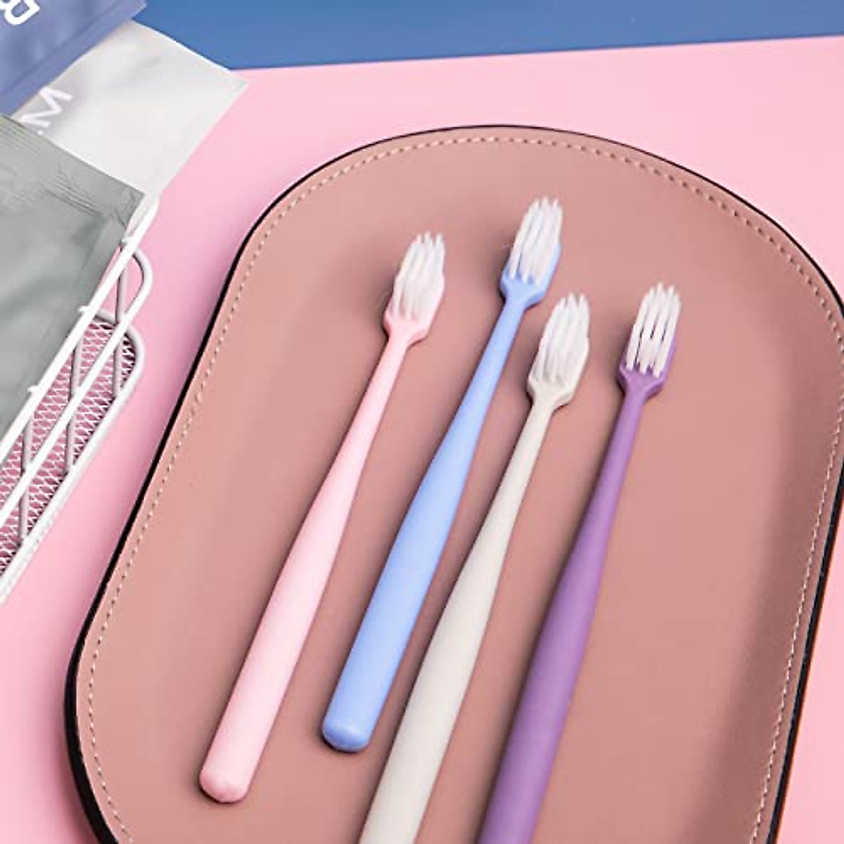 Alaisee Disposable Toothbrushes with Toothpaste, Travel Toothbrush Kit for Adults, in 7 Colours and Individually Packaged (25 Packs)