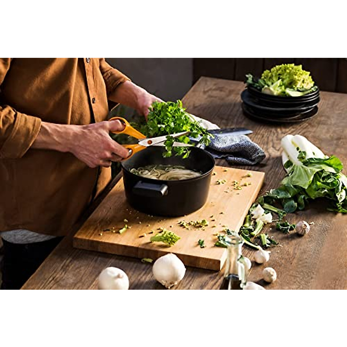 Fiskars 1000815 General Purpose Scissors, Total Length: 21 cm, Quality Steel/Synthetic Material, Classic, one, Orange