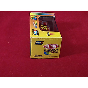 Revell 1998 Collection 1:64 Jeff Gordon #24 DuPont Chromalusion /24984 NASCAR