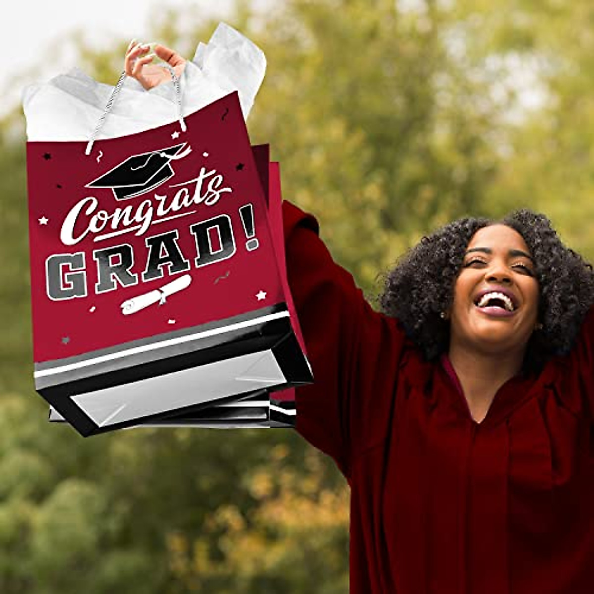 Gatherfun Graduation Gift Bag Supplies 13" Large 2022 Graduation Party Gift Bags with handles and Tissue Paper for College Senior Junior Graduates 1 Pack Maroon