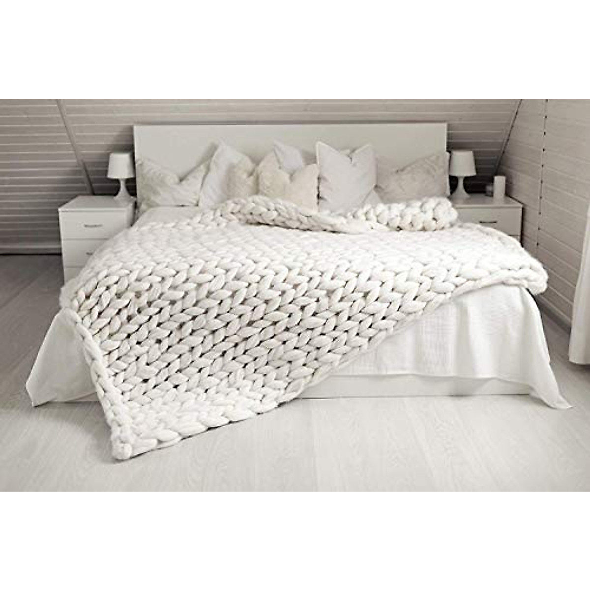 EASTSURE Chunky Knit Blanket Bulky Throw Merino Wool Hand Made Bed Sofa Throw Pet Bed Chair Mat Rug,White,32"x32"