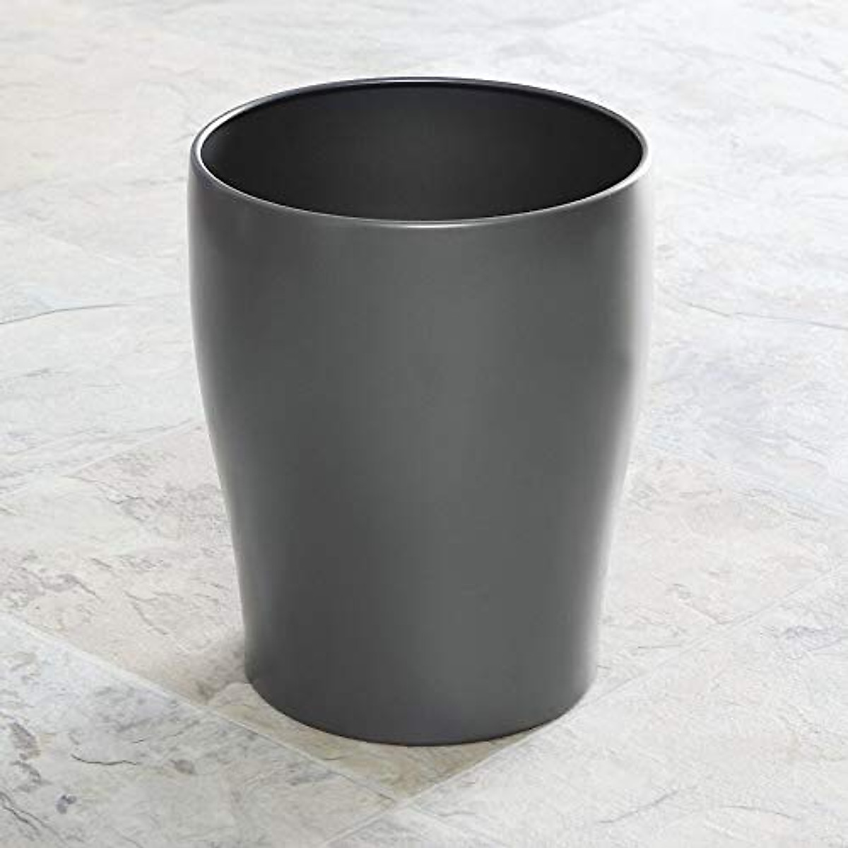 mDesign Metal Rubbish Bin – Round Waste Bin for The Kitchen, Bathroom and Office – Waste Paper Bin for The Entire Household – Grey