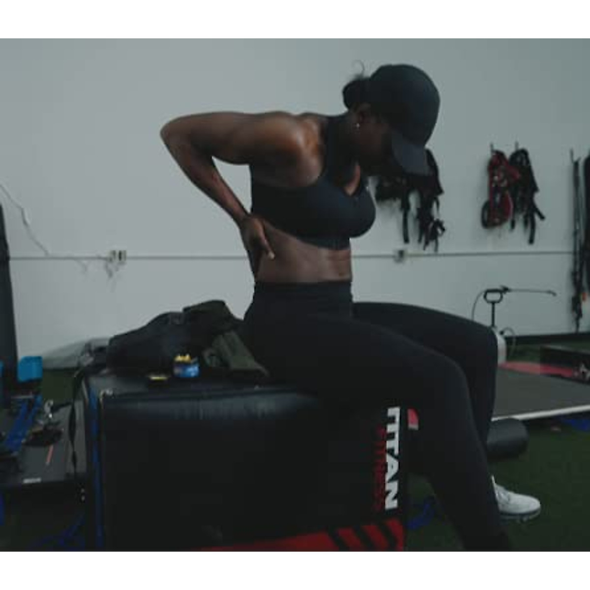 6 Ct. Case iON Performance Athlete Warmup Muscle Rub with Cayenne, Creatine, Shea Butter, Orange Essential Oil, Coconut Oil (MCT) Perfect for pre-Game Sport Muscle Massage. Better Than ICY Hot