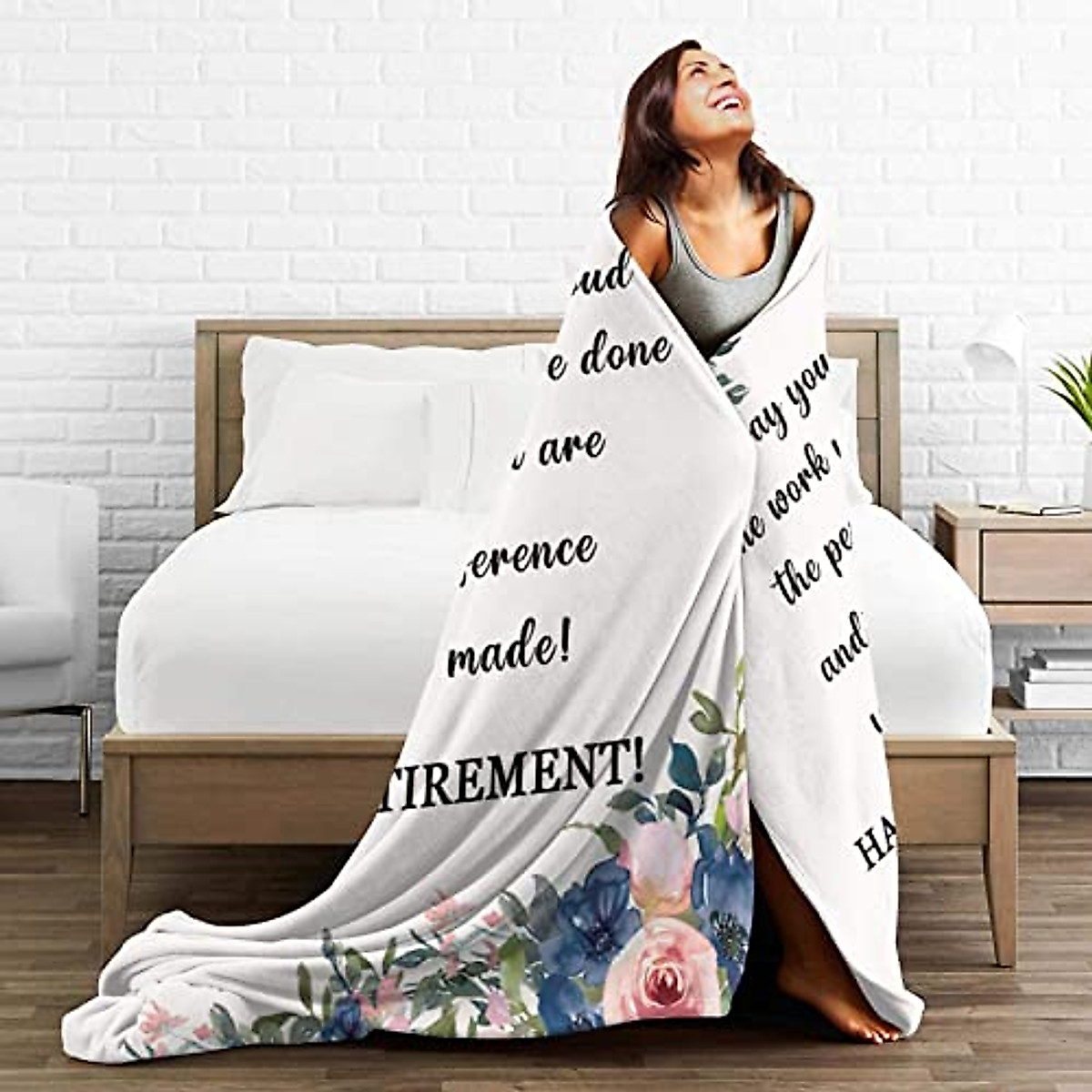AJIIUSV Retirement Gifts Throw Blanket Happy Retirement Flannel Blankets for Retired Women Teacher Boss Farewell Present 50"x60"