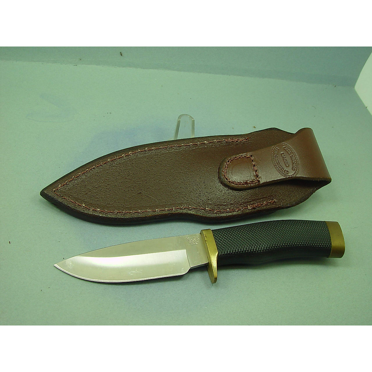 Custom Vertical Knife Sheath Fits Buck 692 or 192 Knives, Fixed Blade Knife Holder, Dyed Dark Brown