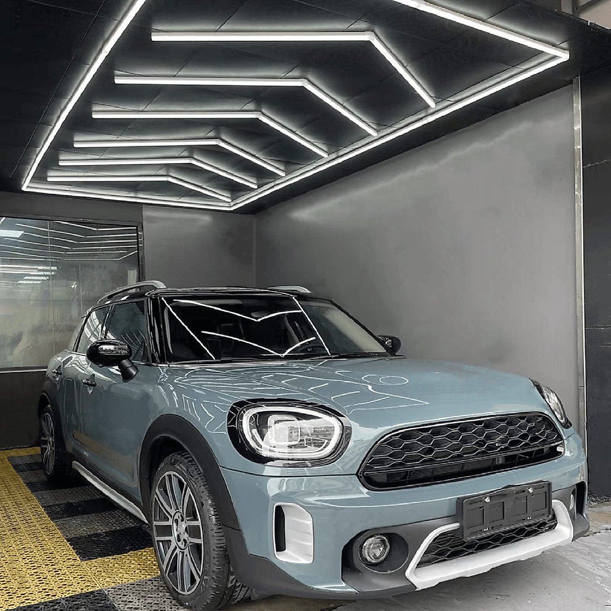 SENKOYU Auto Repair LED Garage Light, V-Shaped 6 Arrows Grid System LED Garage/Workshop Light, White Bezel, 42240 Lumens 6500K 420W IP54, AC 100-240V (190.5 x 95.6inch)