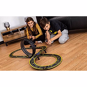 Scalextric Micro Scalextric Justice League Batman vs Joker Battery Powered 1:64 Slot Car Race Track Set G1155T ,Black