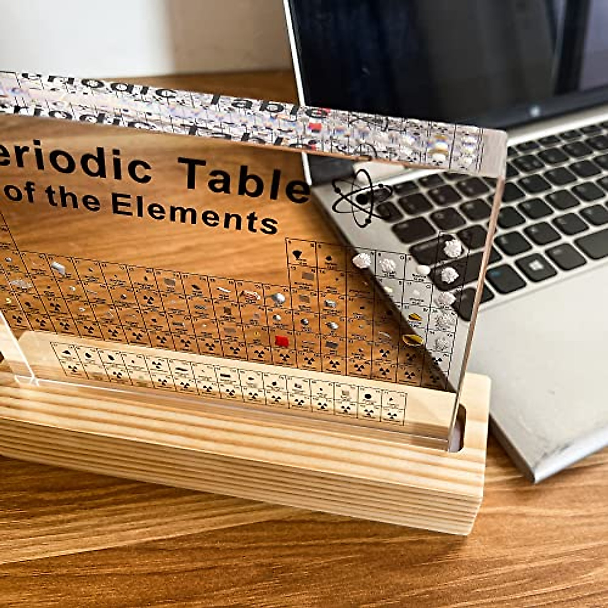 LANGYA Periodic Table with Real Elements Inside,Rich in Real 83 Chemical Elements,Free Wooden Base,Acrylic Periodic Table 6 * 4.5 * 0.8 inch
